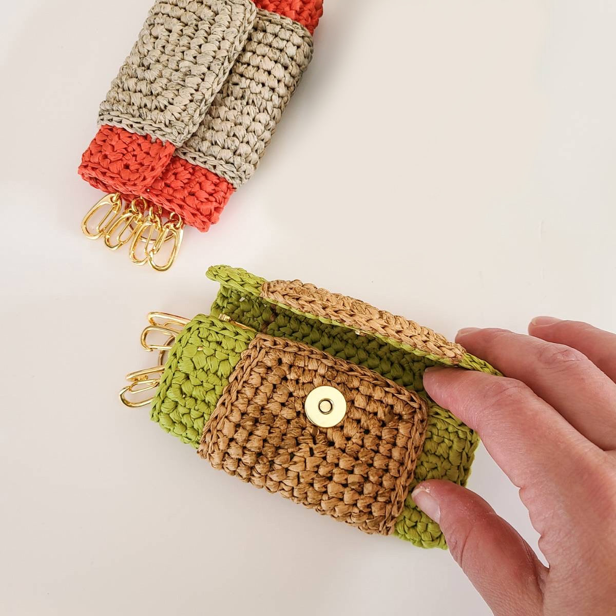 2色でつくるツインカラーキーケースキット / メルヘンアート – Craftie Home (クラフティホーム)