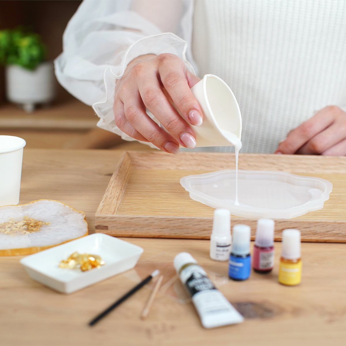 2液性エポキシレジン液（150g） – Craftie Home (クラフティホーム)